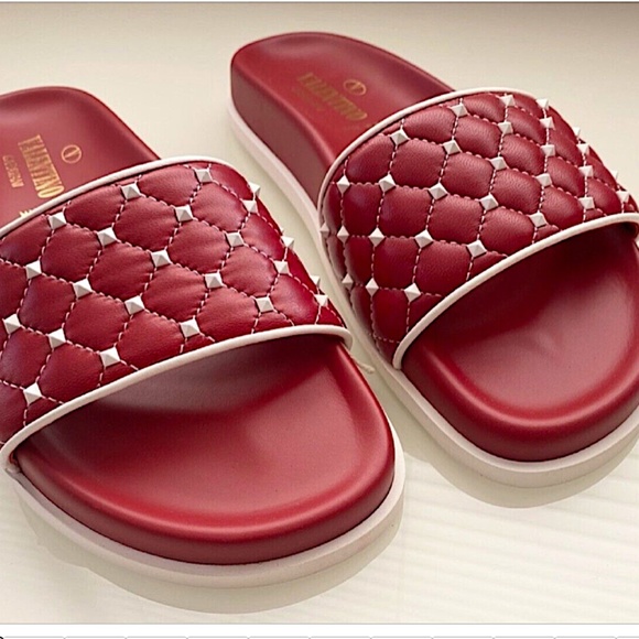 Valentino Garavani | Shoes | Valentino Garavani Rockstud Quilted Pool ...